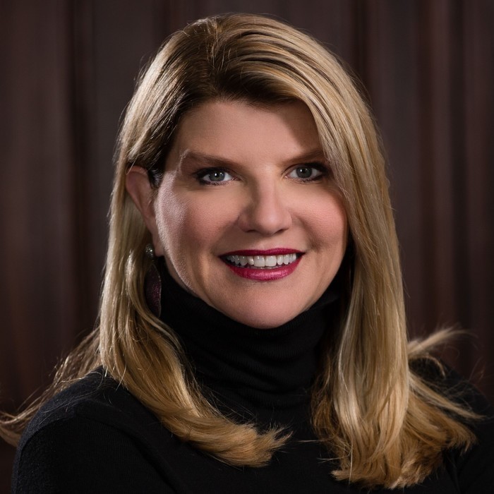 Sharon Virts (Author of Veil of Doubt)