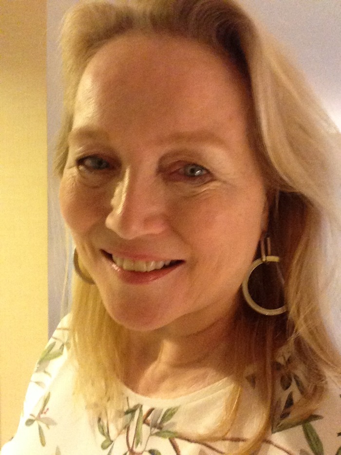 Sheila McGraw (Author of The Knife Thrower’s Wife)