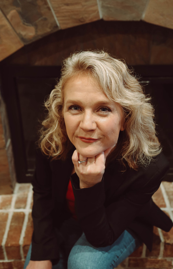 Lisa Childs (Author of The Runaway)