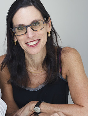 Lilia Moritz Schwarcz (Author of Brasil)