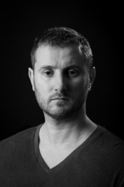 Richard Bellamy (Author of Heir of Darkness)