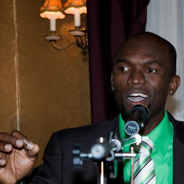 Lloyd Davis (Author of Island Survival)