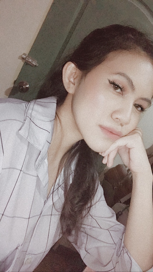 Zura Anwar (Author of La Rosa Apartment)