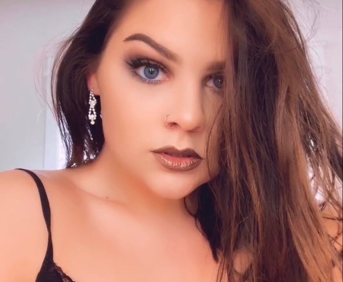 Keylee Hargis (Author of Sacred Scars)