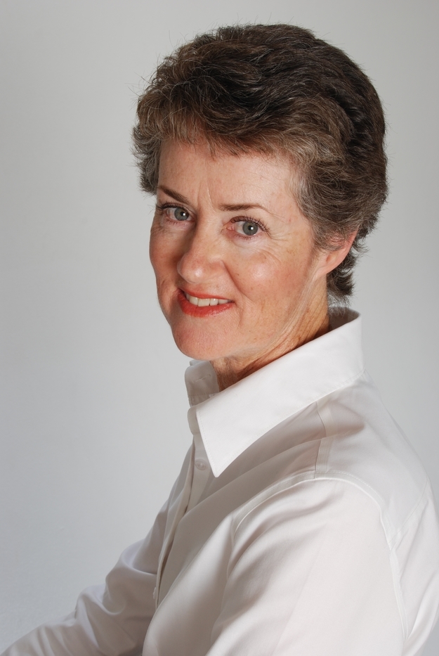 Barbara Mutch (Author of The Housemaid's Daughter)