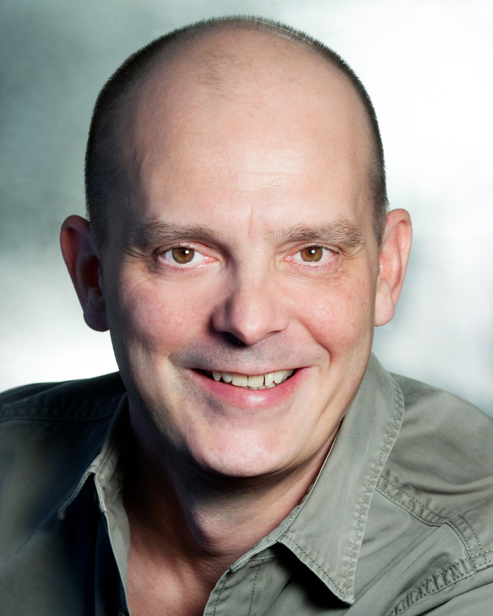 Simon Walter (Author of Gen - Z)