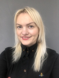 Daisy Watson (Author of The A-Z of Nostalgia 90s and Early 00s Edition)