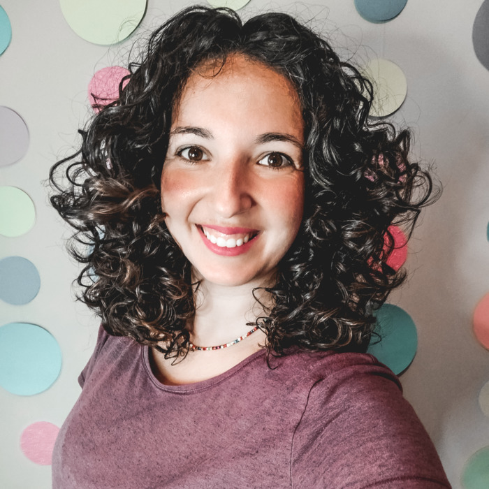 Anna Bissette (Author of Elijo Sentir)