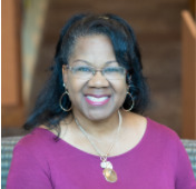 Lisa Rayne (Author of Never Cross a Highlander)