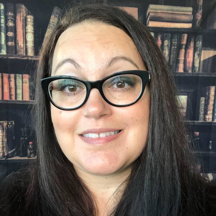 Elizabeth Sutherland (Author of No Ordinary Liz)