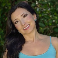 Tonya Zavasta (Author of Guide to an Ageless Face)