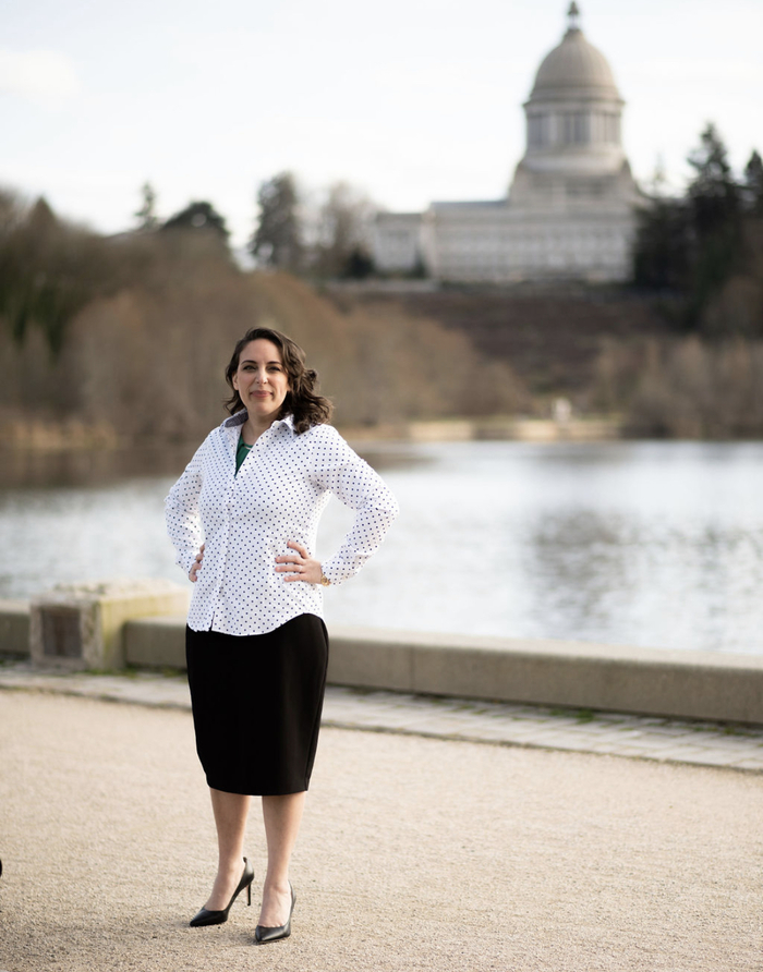 Laura Aranda (Author of Pushing Back the Darkness)