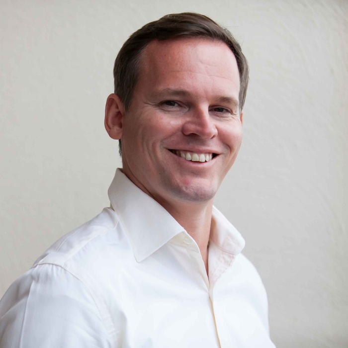 Mark J. Oliver (Author of The Rift Rider)