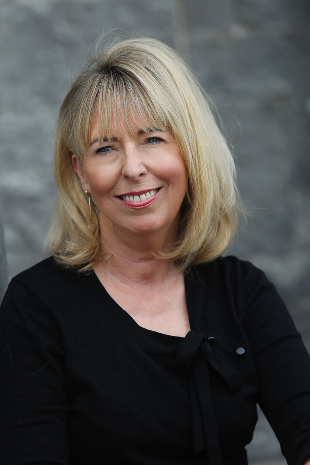 Siobhán MacDonald (Author of Twisted River)
