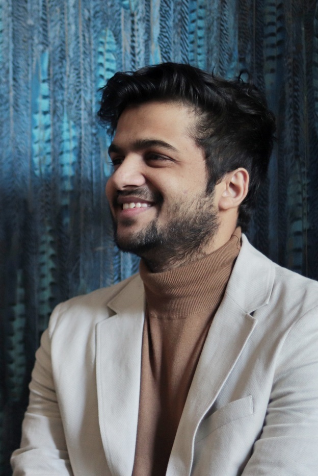 Himanshu Goel (Author of 52 laws of love)