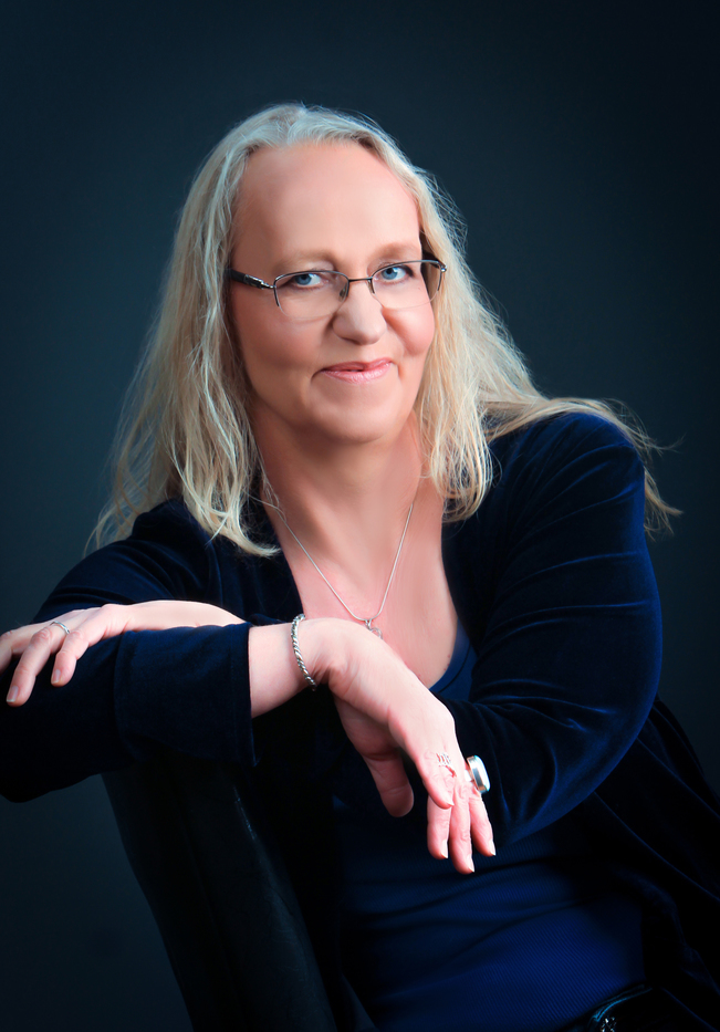 Kerry Schafer (Author of Between)