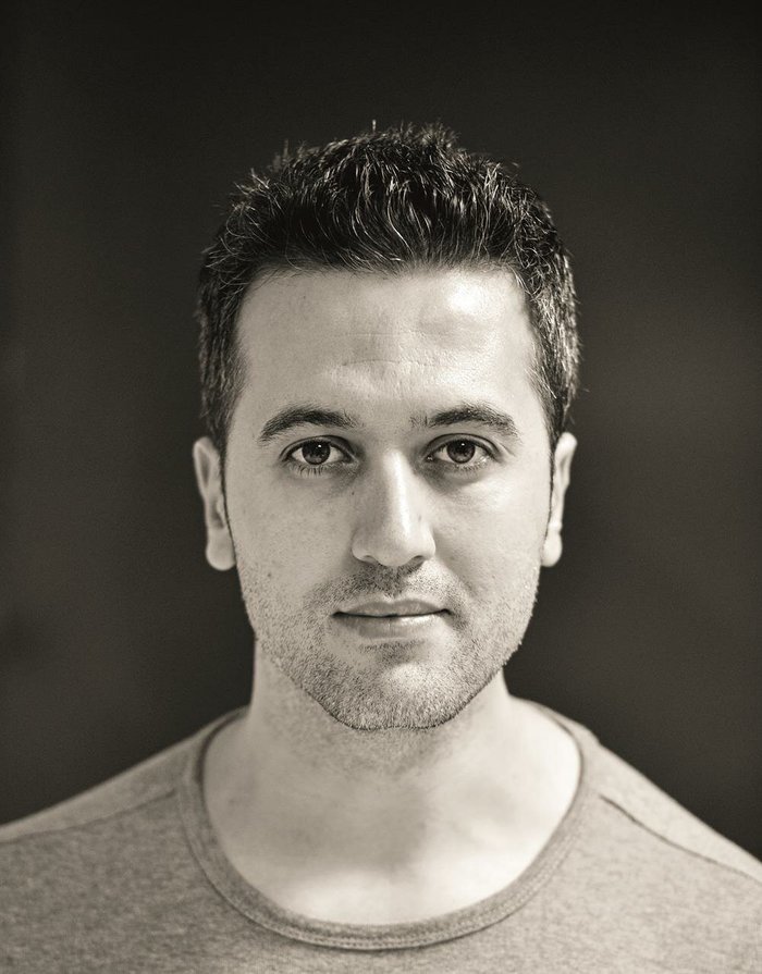 Gökhan Duman (Author of 11. Peron)