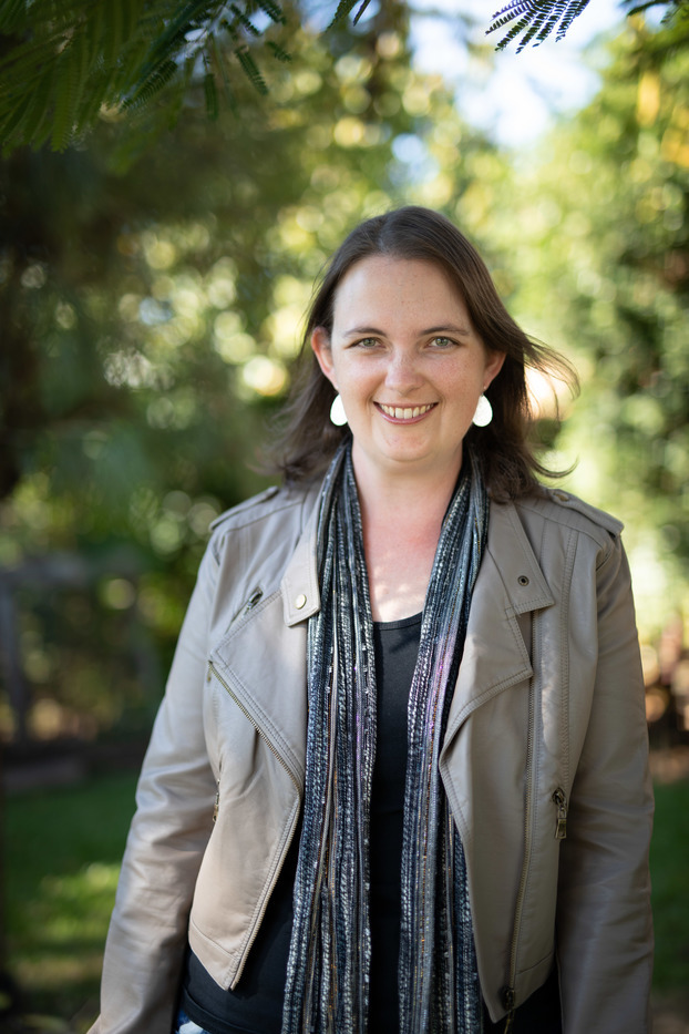 Hannah Currie (Author of Heart of a Royal)