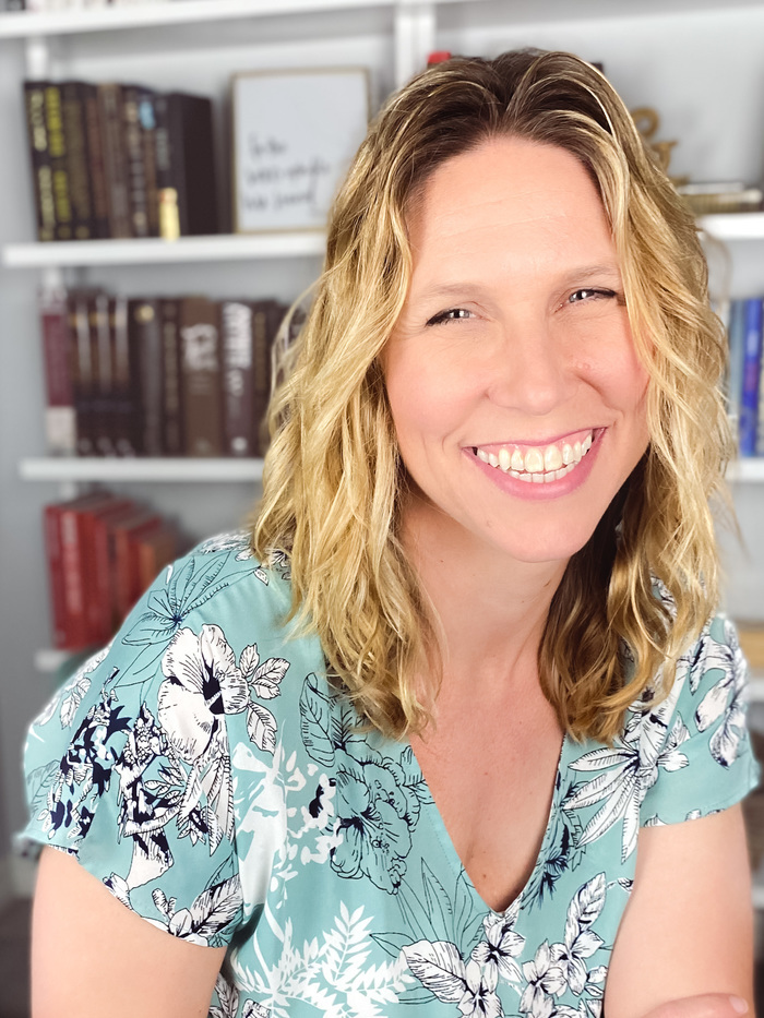 Tammy L. Gray (Author of Love and a Little White Lie)