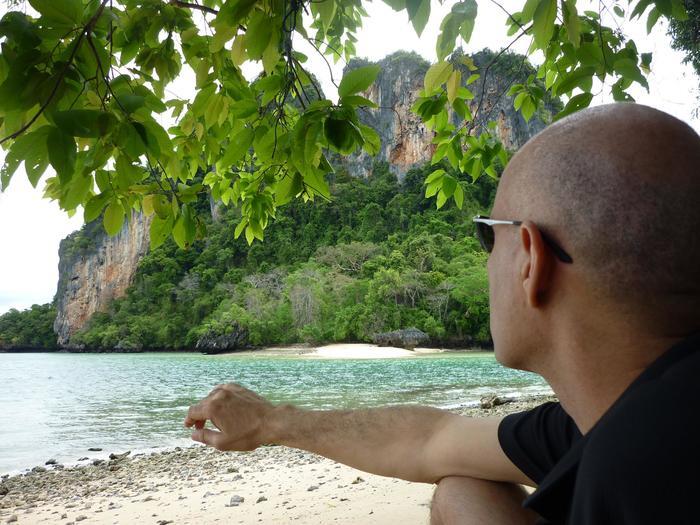 Ofer Cohen (Author of The Light)