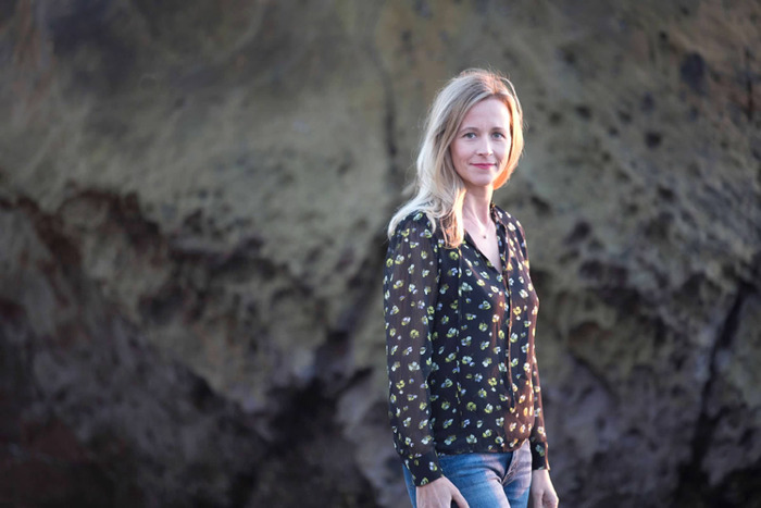 J. Leigh Jackson (Author of Dark Wings)