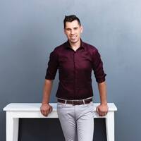 Herman Lensing (Author of Huiskos)