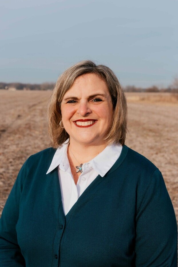 Shelly Edwards Jorgensen (Author of Beautiful Ashes)