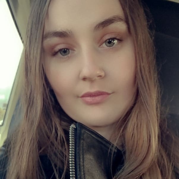 Vanessa Romanov (Author of The Dark and The Beautiful)