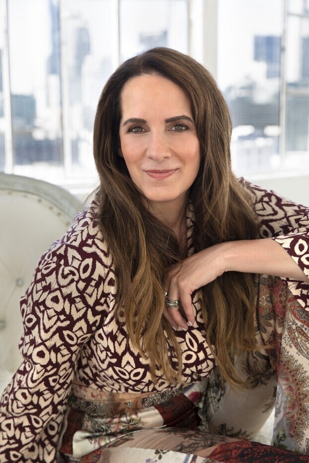 Lisa Haisha (Author of SoulBlazing)