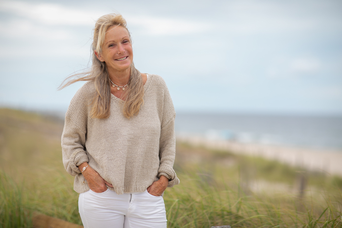 Sandy Gingras (Author of Paradise Girls)