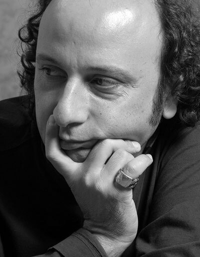 Σάκης Σερέφας (Author of Θα γίνω ντιζέζ)
