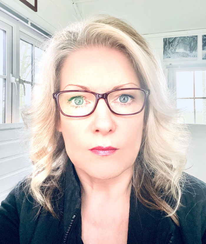 Lisa Mackay (Author of M.F.)