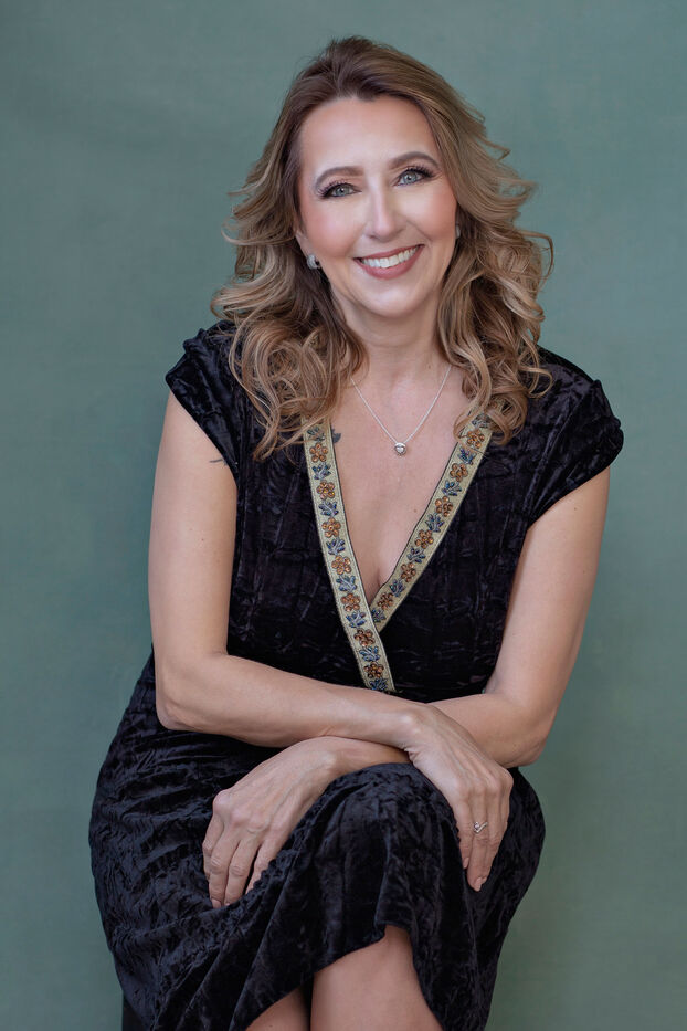 Wendy Roberts (Author of The Remains of the Dead)