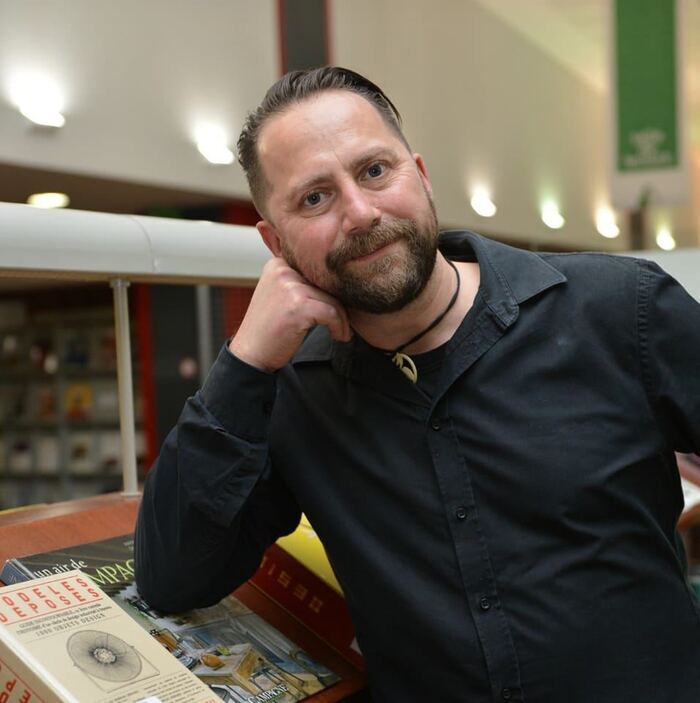 Gary Ghislain (Author of How I Stole Johnny Depp's Alien Girlfriend)