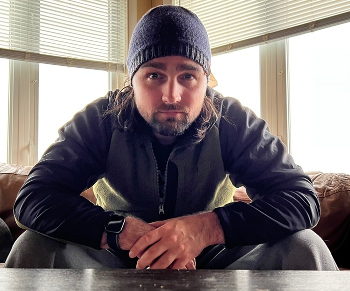 Christopher Sweet (Author of The Boy in the Canvas)