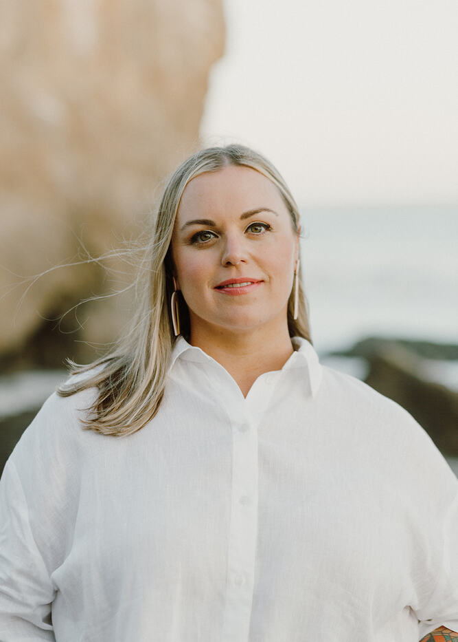 Jamie Varon (Author of Main Character Energy)