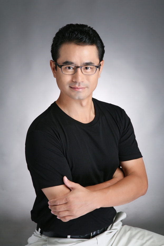 Yan ming Li (Author of Whole Body Meditation)