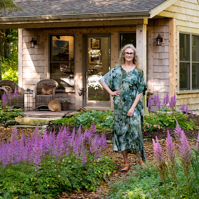 Vicki Rawlins (Author of The Power of Flowers)