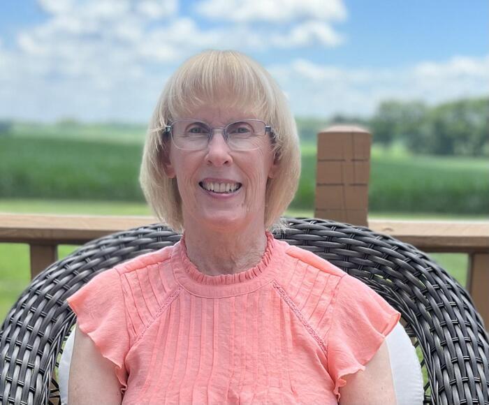 Linda Hoover (Author of Heart's Journey)