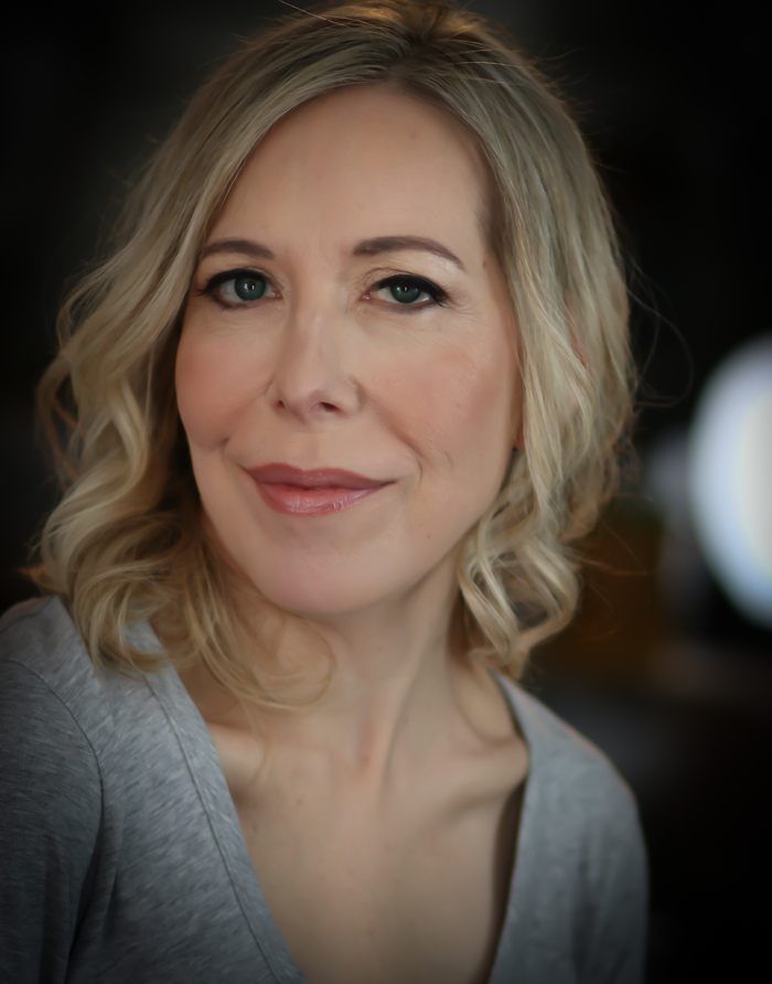 Laurie Faria Stolarz (Author of Deadly Little Secret)