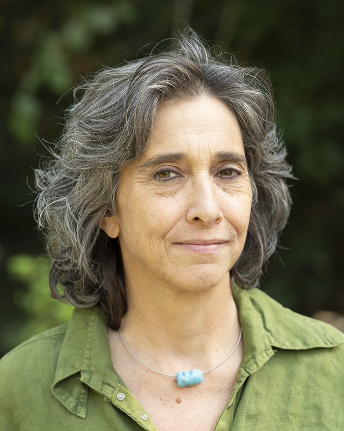 Leslie Absher (Author of Spy Daughter, Queer Girl)