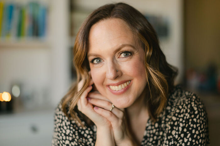 Claire Kingsley (Author of Faking Ms. Right)