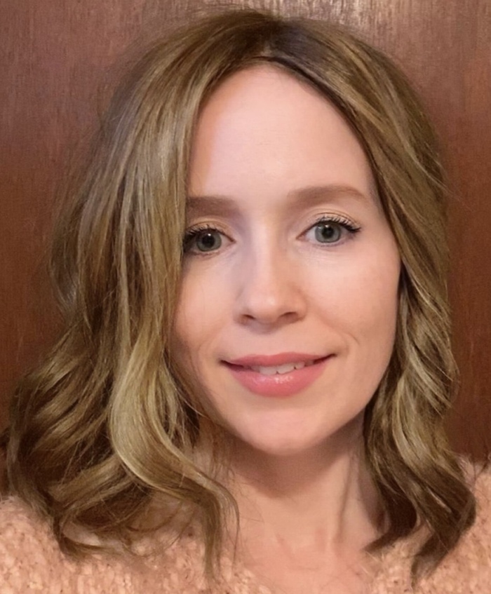 Eden Bloom (Author of Must Love Cats)