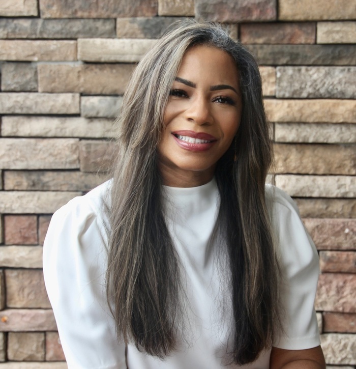 L.B. Anne (Author of The Girl Who Looked Beyond The Stars)