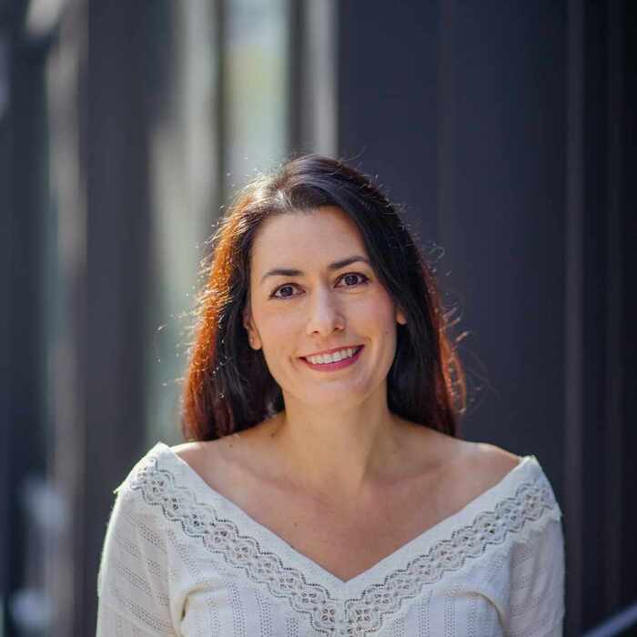 Elizabeth R. Andersen (Author of The Alewives)