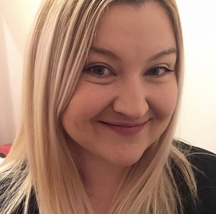 Sissi Grandeur (Author of Gamble with Me)