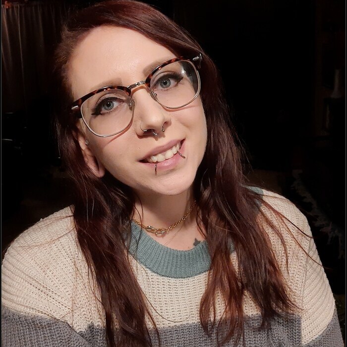 Mrs Amber Lynn Cannon (Author of Through Clouds and Sunshine)