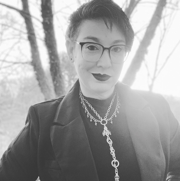 Veronica Watts (Author of Past the Eclipse)