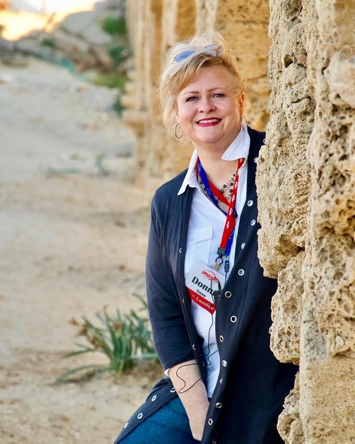 Donna Snow (Author of Chosen)