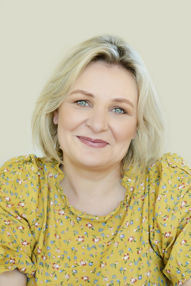 Louise James (Author of How We Know About The Romans)